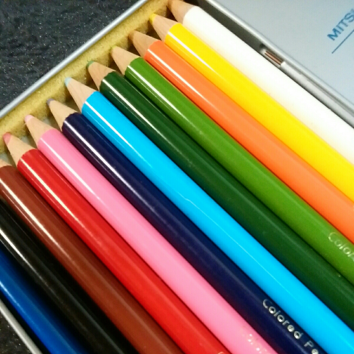 What is a color-changing pencil? - DurzerdPencil
